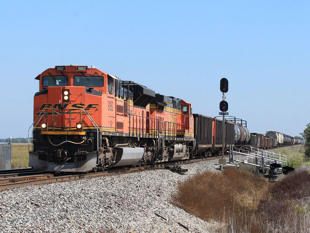 BNSF 9182